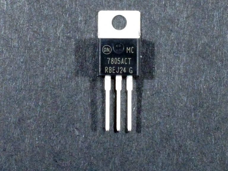 LM7805 - Sigma Electrónica